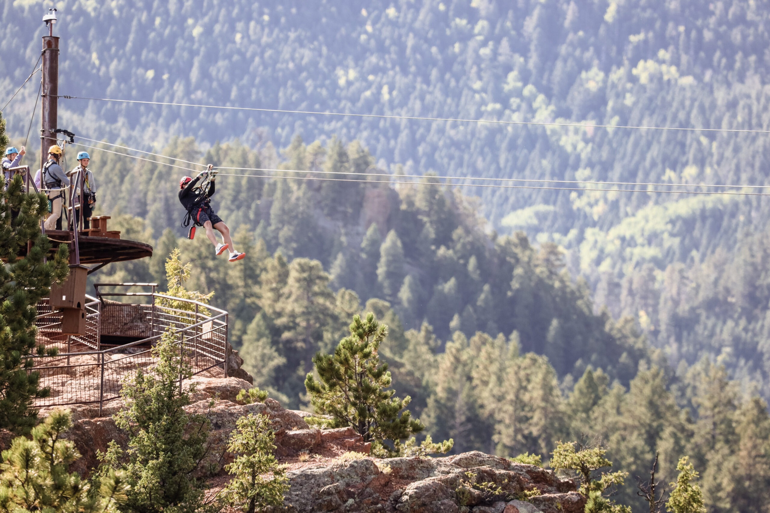 Broadmoor Outfitters:Home - Hotel Colorado Springs & Resort