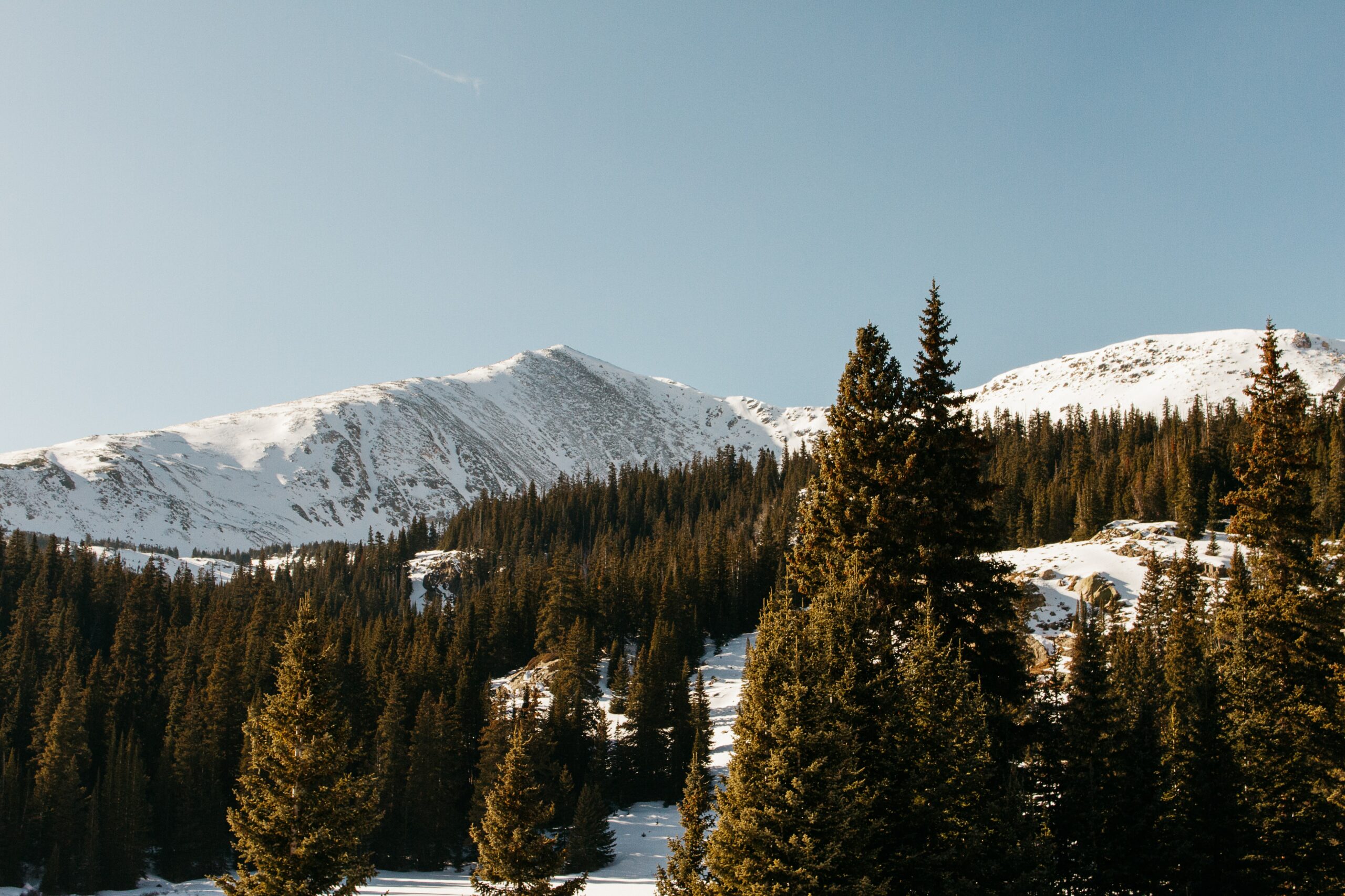 Is It Safe To Hike in the Winter? | Broadmoor Outfitters